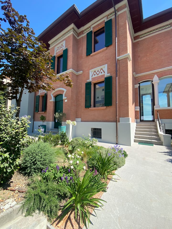 Villino Bavassano - Dimora Storica Sulla Spiaggia - Rimini