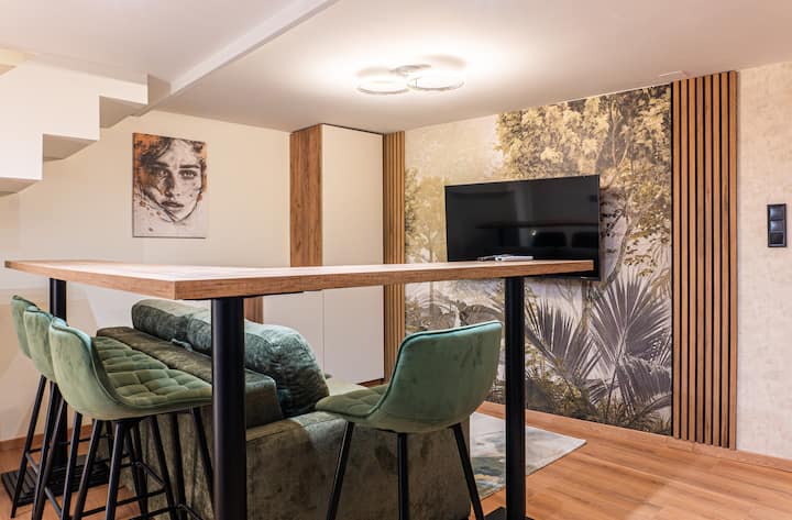 Spacious Duplex • 2br • Art • Central Budapest - Budapest
