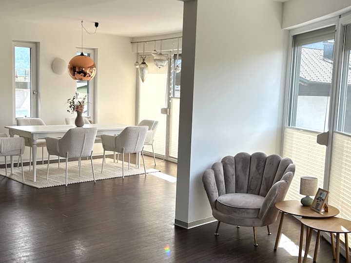 Helles Penthouse Mit Dachterrasse & Bergblick“ - Mondsee