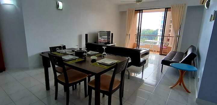 Spacious 3br Condo  Pool  Tennis  Quiet & Green - Batu Ferringhi