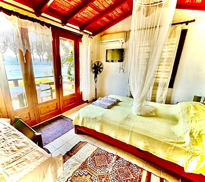Duplex Apt's Terrace Apartment - Selimiye