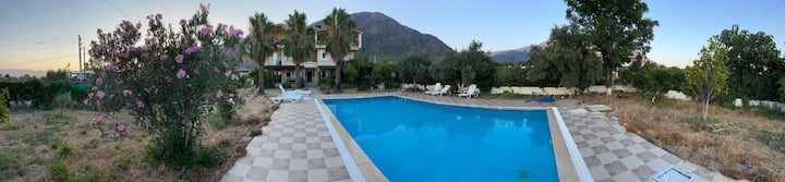 Köyceğiz'de Havuzlu Müstakil Tadında Eşyalı - Mugla