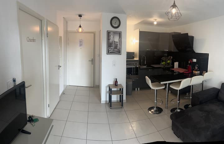 2p50 M2, Terrasse, Parking Sous Sol, Plages à 300m - Sète
