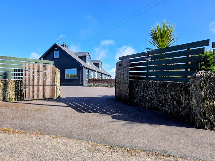 'Sonas'
Peaceful Escape In West Cork
(Entire Home) - Kinsale