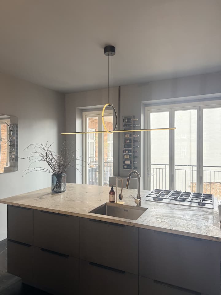 Modern Apartment In The Heart Of Frederiksberg C - Kopenhagen