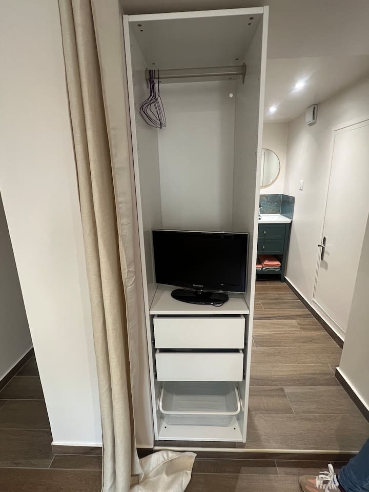 Charmant Studio Indépendant - Jouy-en-Josas