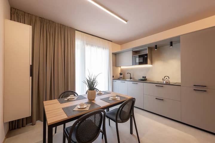 Spacious 2. Bedroom Apartment With Balcony - ÈTra - Limone Sul Garda