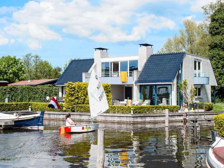 Villa à Loosdrecht Avec Balcon Ensoleillé - Breukelen