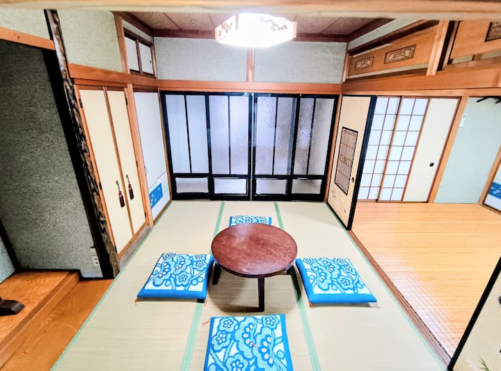Japanese House Near Kojo Park | Tea Experience | - Takaoka