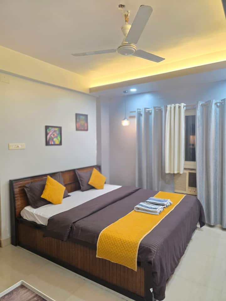 Ocean Breeze Near Beach 1 Bhk Homestay - Puri