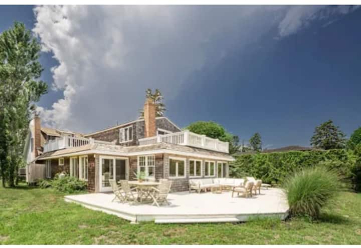 Shinnecock Bay Escape - The Hamptons, NY