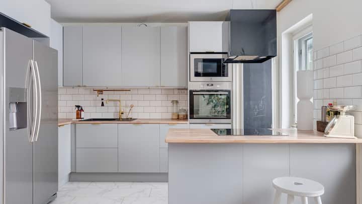 Stylish And Spacious Apartment In Garden City - Espoo