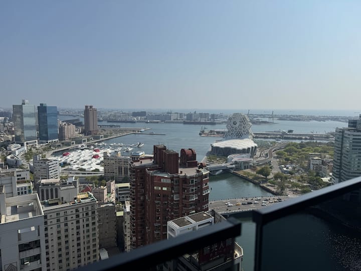 旅居3號-河景 、駁二市集、真愛碼頭捷運站 - Kaohsiung City
