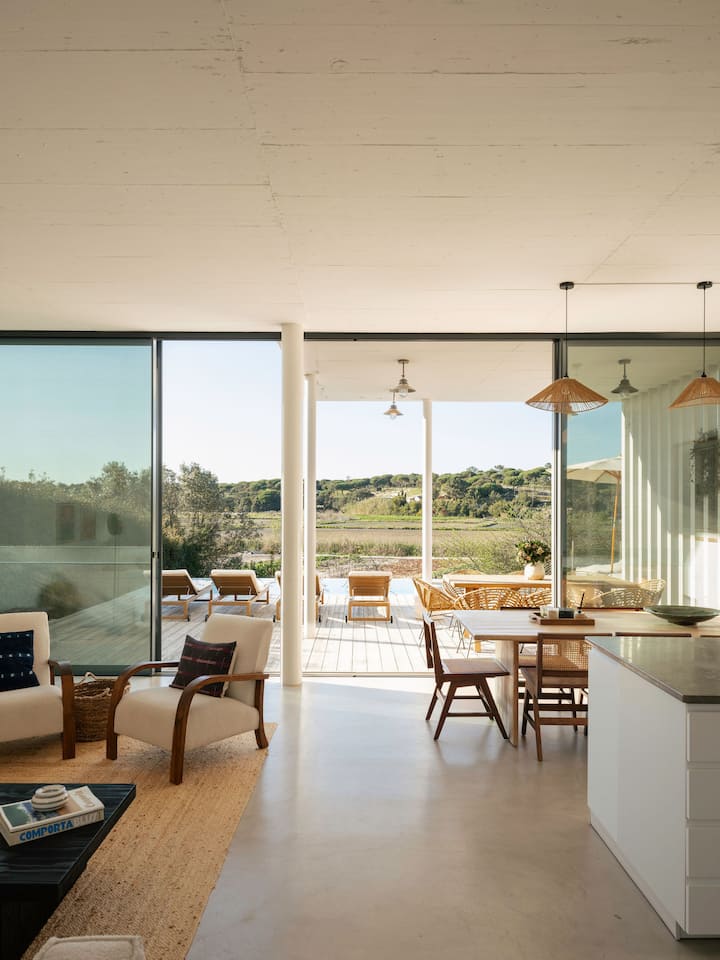 Modern Elegance Meets The Wild Beauty Of Carvalhal - Comporta