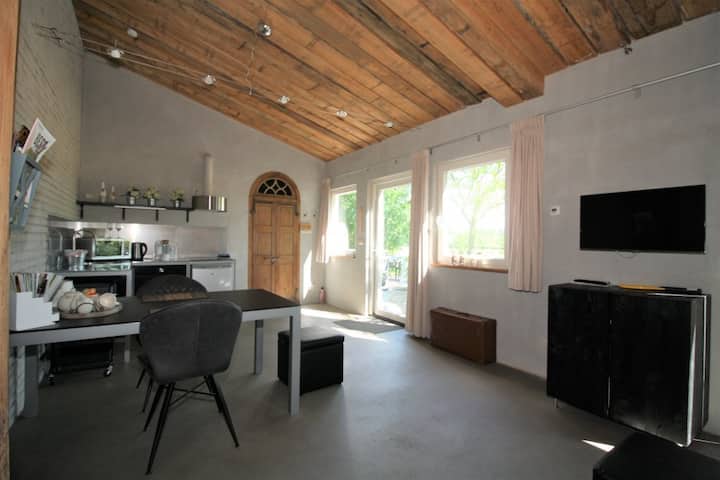 Studio Verhuur Jamzes M3c - Bergen op Zoom