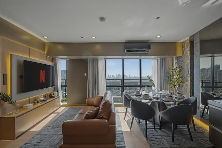 Designer 3br W/ Private Pool & Balcony @ Milano - Metro Manila