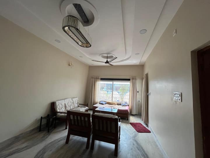 Comfortable Home Stay - Jabalpur