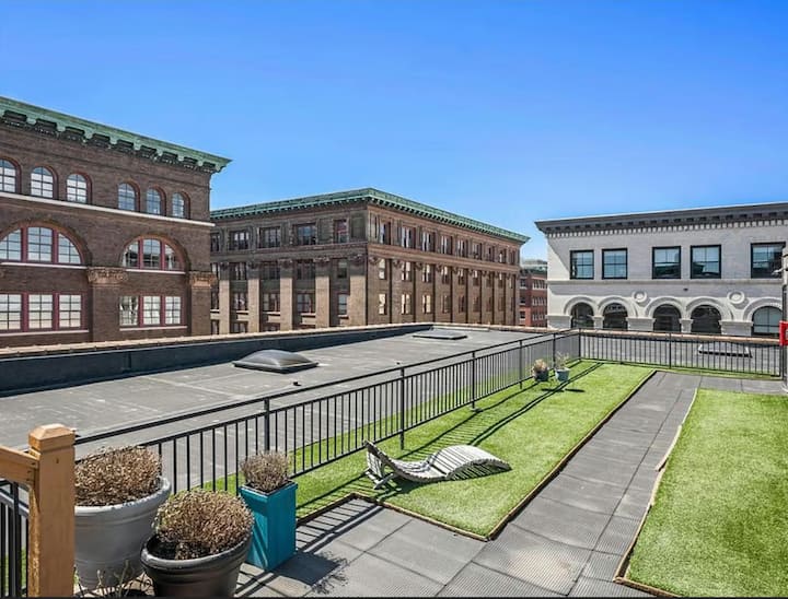 Charming & Centrally-located Studio In Downtown Kc - Oceans of Fun, Kansas City