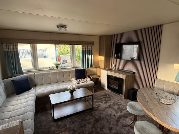 Seaside Static Elite Caravan Retreat - Lytham St Annes