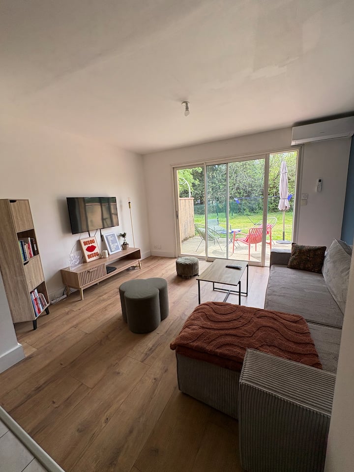 Maison Calme, 4-6 Personnes, Lac Et Montagne - Revel