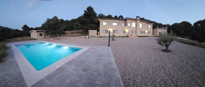Magnífica Finca Rural De 10 Hectáreas En La Adrada - Sotillo de la Adrada