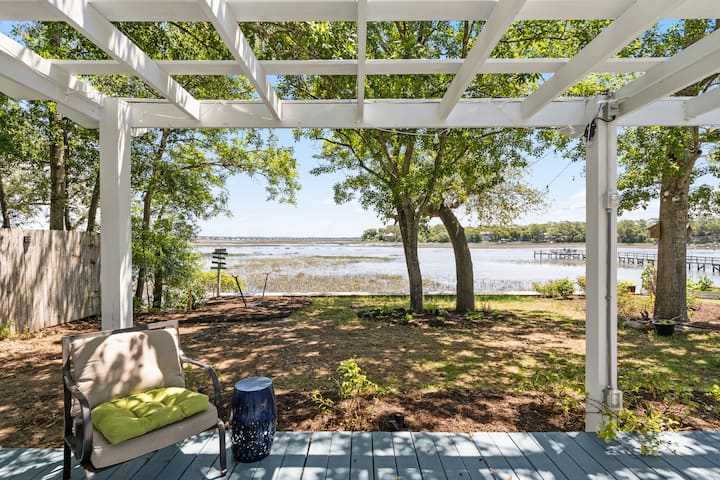 Sunrise Cove - Golf, Yoga, Beach & Fishing Retreat - Oak Island, NC