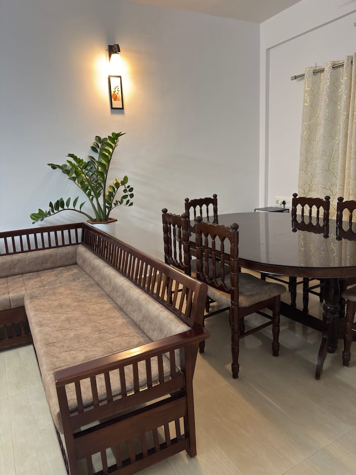 The Lounge - Thrissur