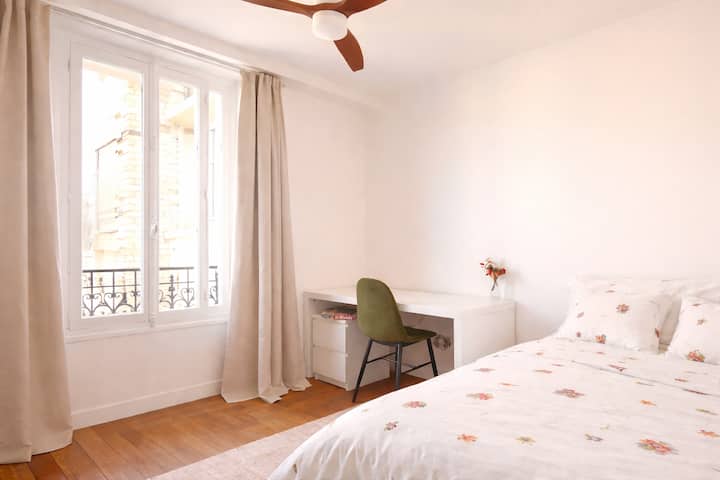 Chambre Avec Salle De Bain Privative Versailles - Versailles
