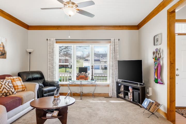 Home Up To 8 Guests In A 55+ Community - Kansas City, KS