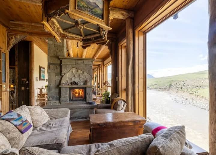 Timberstone - Gardiner, MT