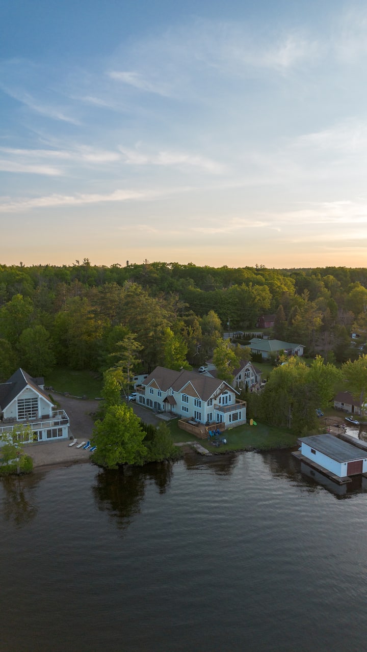 Hermosa, Divertida Y Espaciosa Cabaña En El Lago Muskoka - Gravenhurst