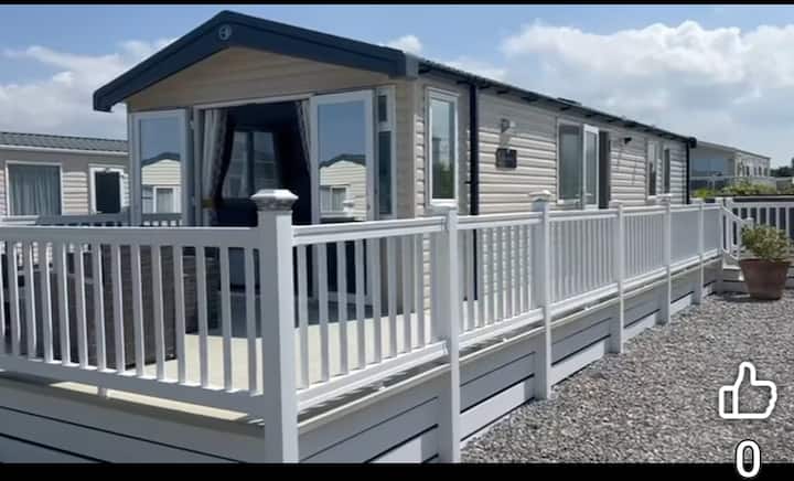 Enjoy A 4 Star Luxury Holiday With Hot Tub. - Perranporth