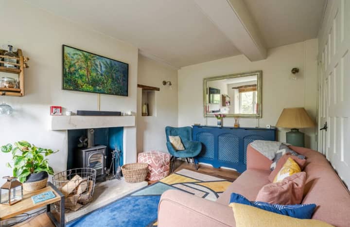 Hidden Tetbury Cottage - Malmesbury, UK