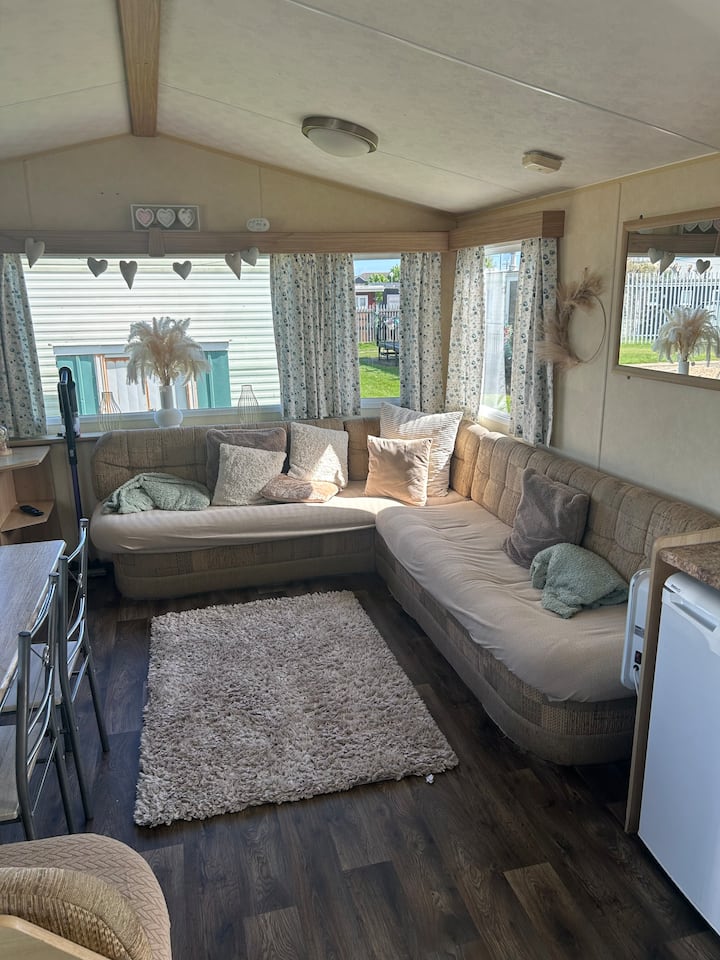 Hamilton House - Caravan - Anderby Creek
