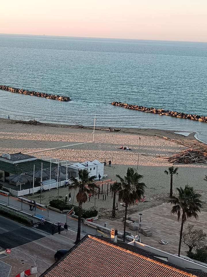 Giòanita: Skyline Sul Mare - Abruzzo