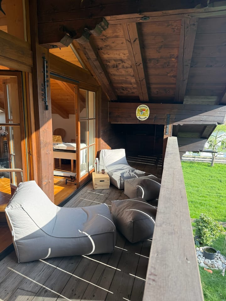 Chalet-gefühl Unterm Dach Mit Tollem Alpenpanorama - Grassau