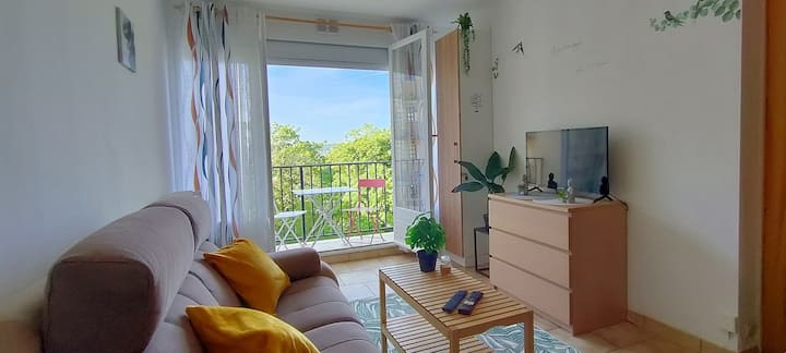 L'eure En Lumière Balcon Parking Vue Dégagée - Évreux