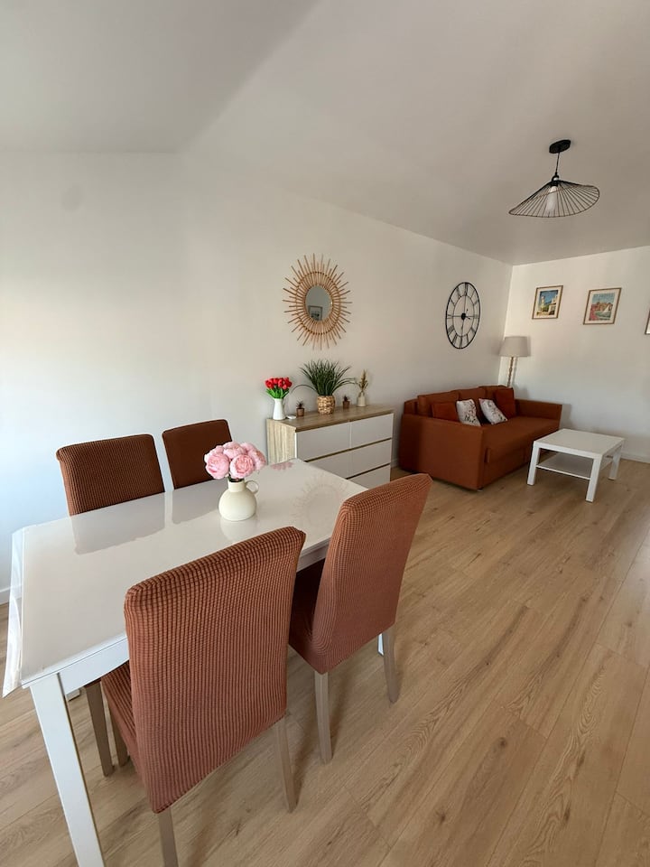 T2 46m2 Lumineux, Cosy Hypercentre Refait à Neuf - La Crau