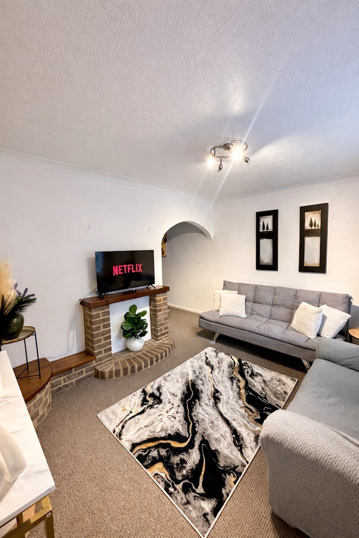 Large House - Close To Canterbury Centre Sleeps 7 - Canterbury