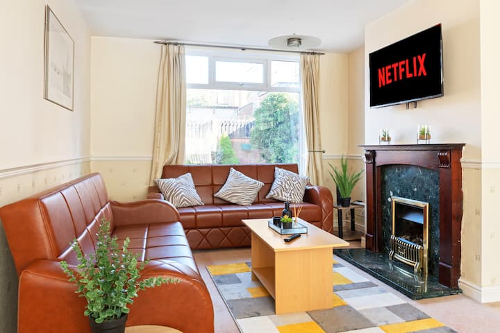 Contractor Friendly 3br| Wi-fi|parking | Sleeps 9 - Nottingham