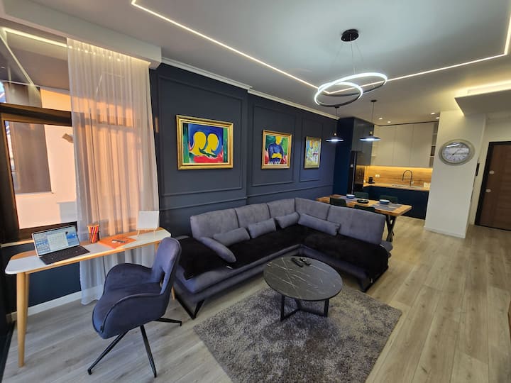 Gallery Home Tirana - Urban View - Albanien