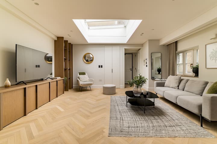 Spacious Covent Garden 1br - London