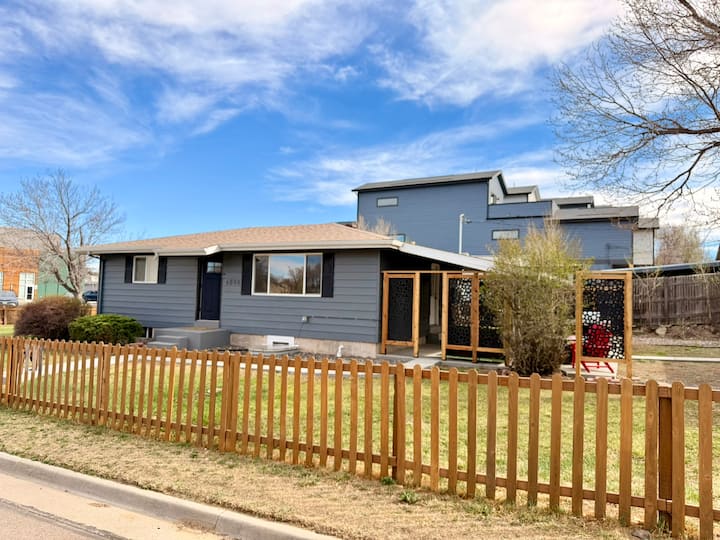 Elevated Escape - Monthly Rental - Lakewood, CO