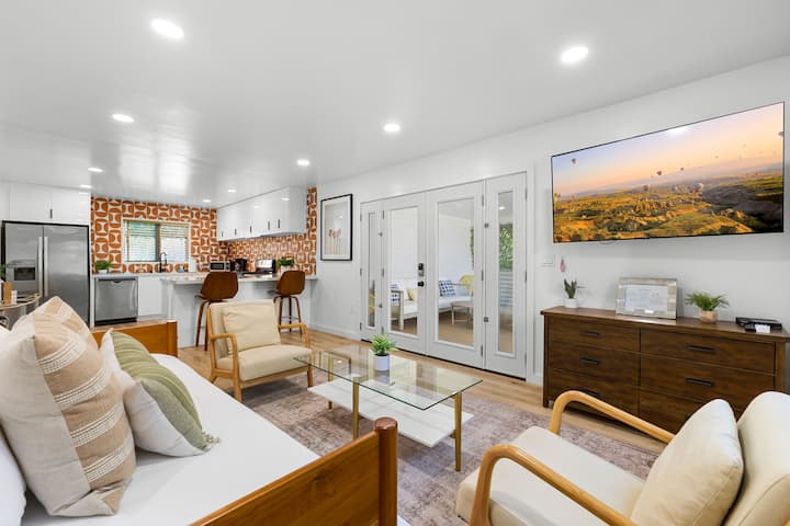 Rb New Modern 1 Bed/1bath W/office/with Parking - Redondo Beach, CA