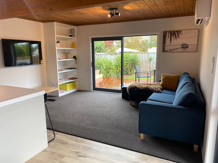 Waikuku Beach Retreat - Pegasus