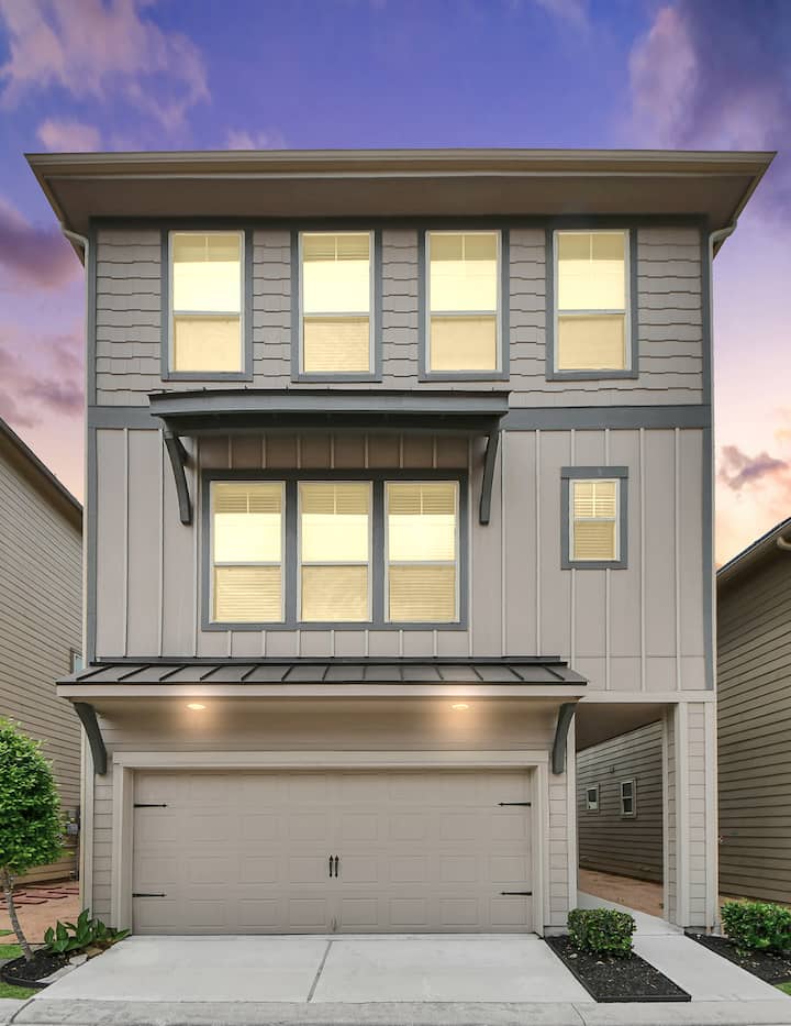 Modern|cozy|spacious 4br/3.5ba|houston Galleria - Bellaire, TX
