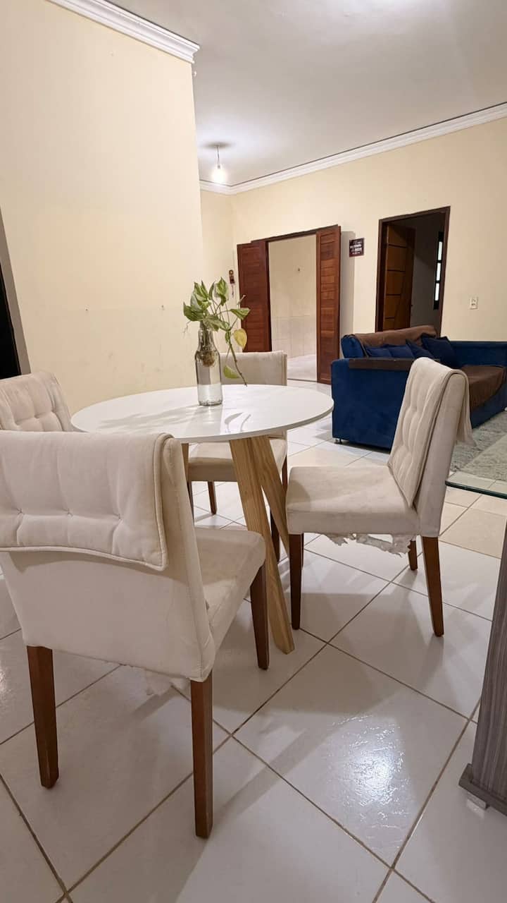 Casa Espaçosa Para Família Com 4 Camas E 2 Quartos - Juazeiro do Norte