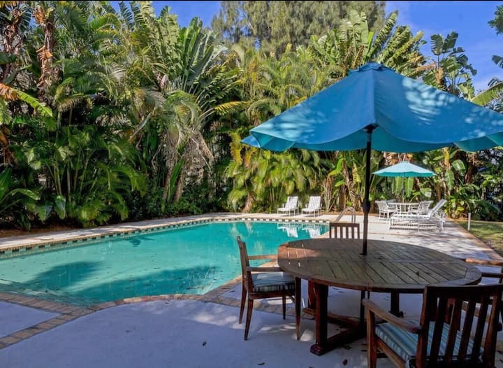 Historic Spanish Mediterranean Villa & Pool - Vero Beach, FL