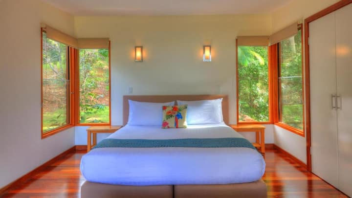 Sunrise Ridge Cottage In Montville - Montville