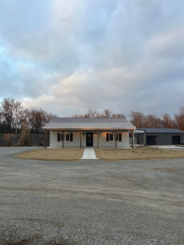 "The Lodge" - Arkansas
